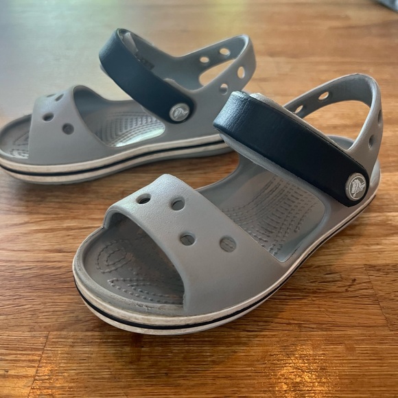 CROCS | Shoes | Crocs Kids Gray And Black Sandals | Poshmark